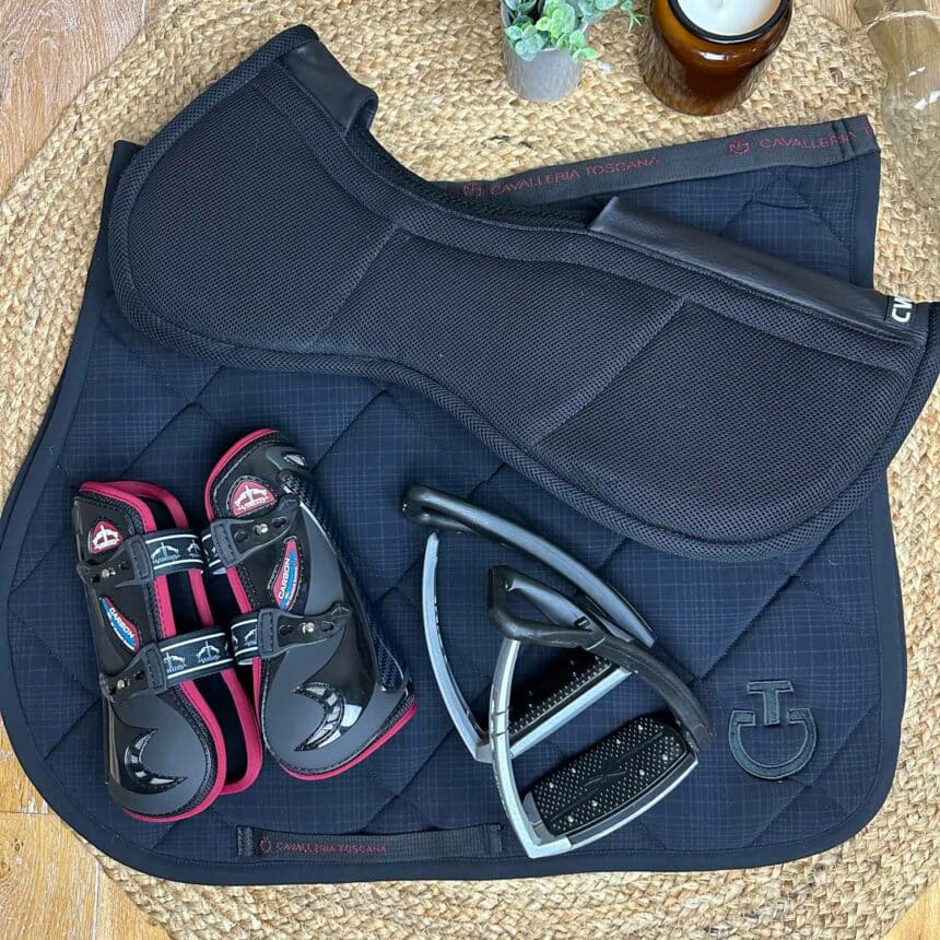 Equipements d'équitation CWD d’occasion - Myver Sellerie